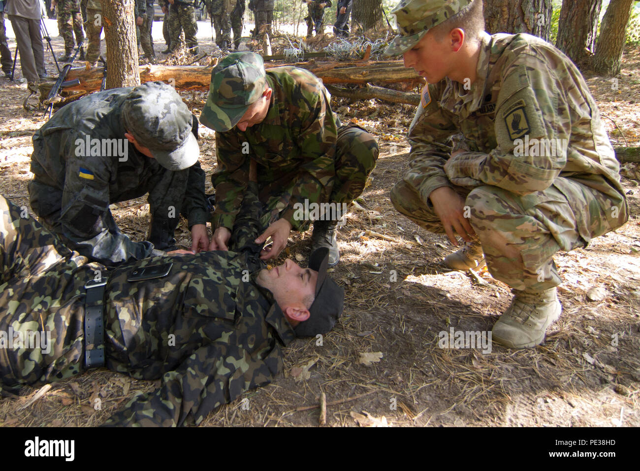 First aid bleeding tourniquet hi-res stock photography and images - Alamy
