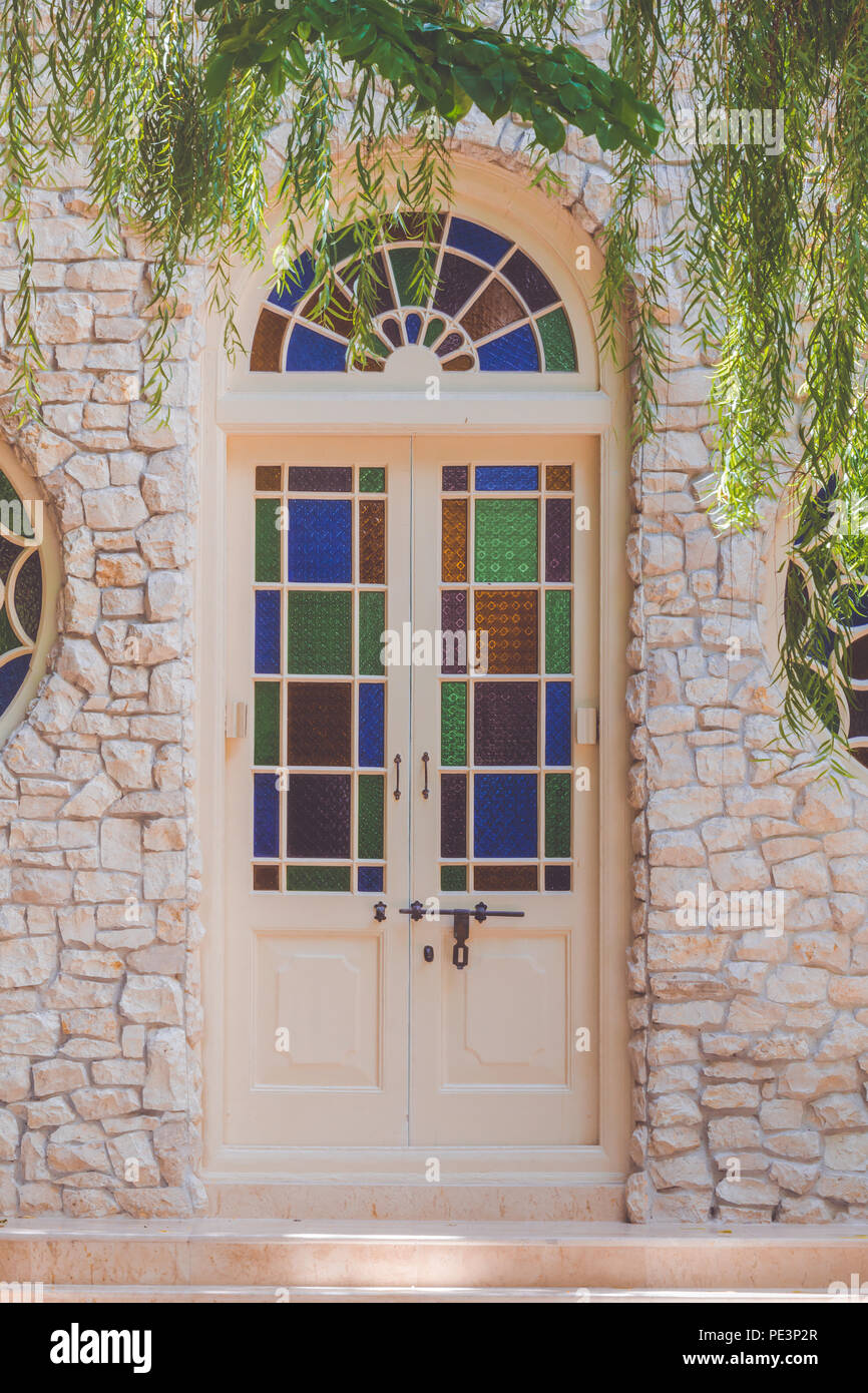 Glass arch door hi-res stock photography and images - Alamy