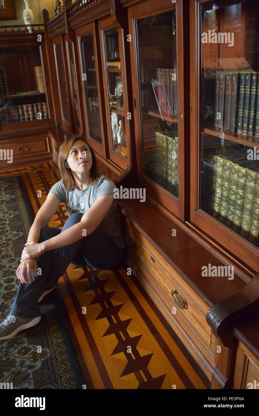 Old bookstore woman hi-res stock photography and images - Alamy