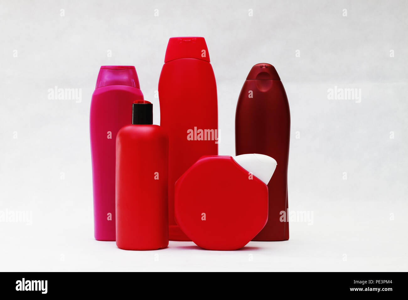 Plastic sets hi-res stock photography and images - Alamy