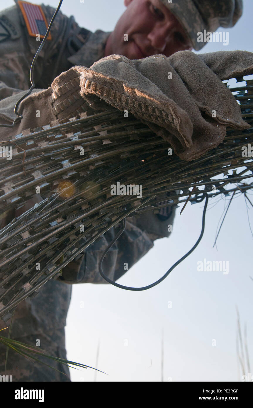 U.S. Army Reserve and National Guard Sapper Stakes 2015 competitors ...