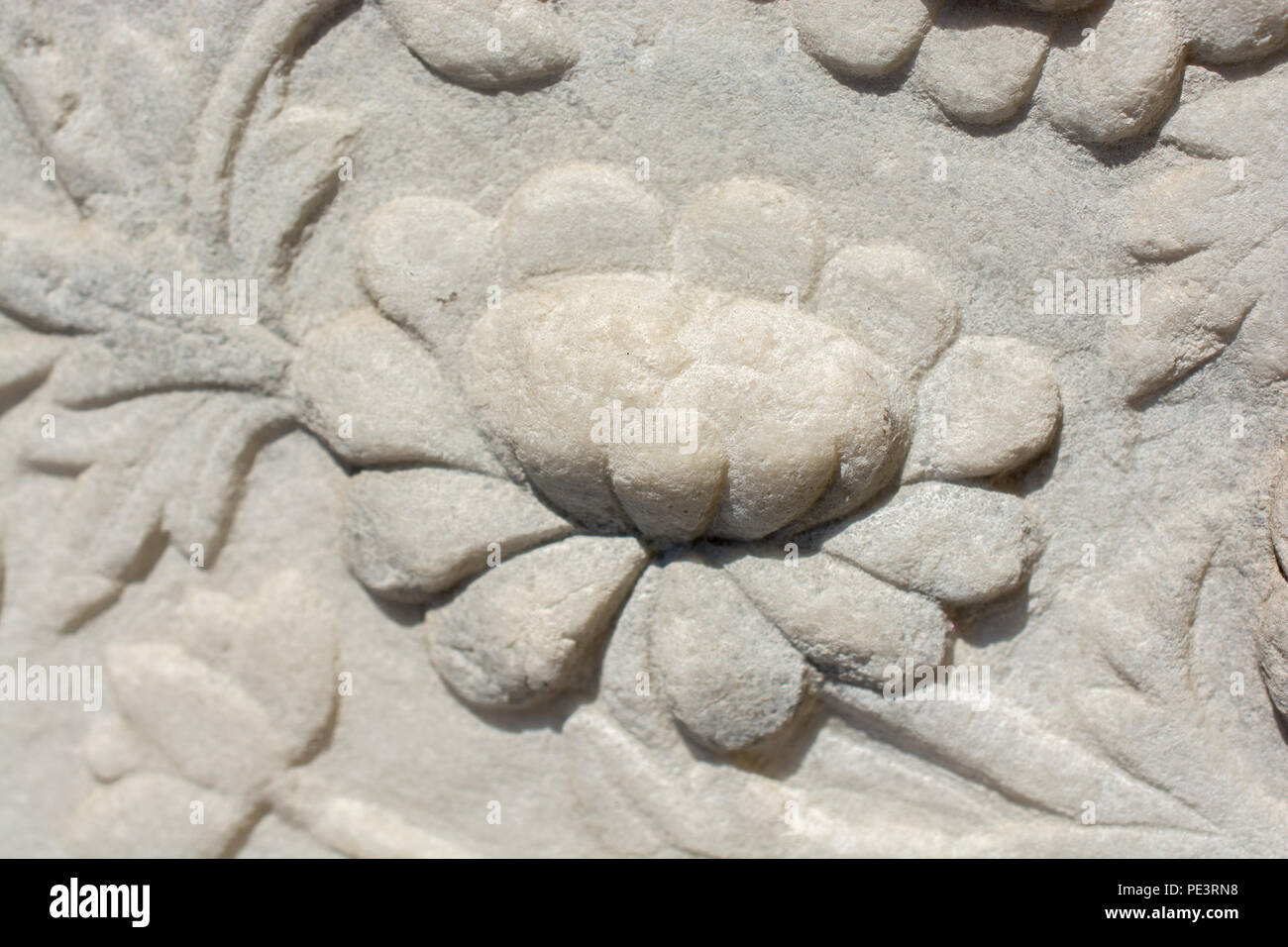 Ottoman marble stone carving art in floral patterns Stock Photo - Alamy