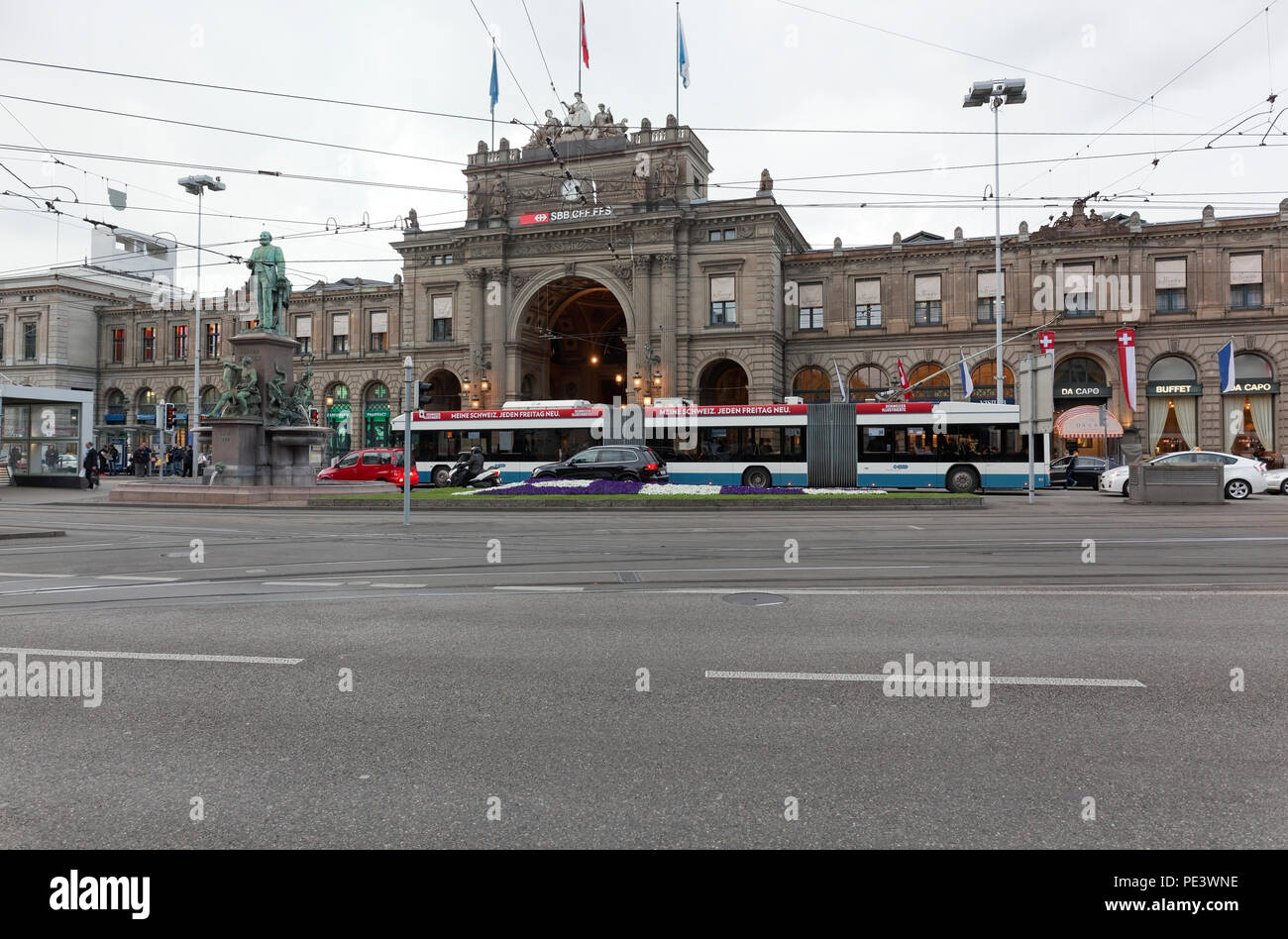 traffic at Zurich HB rail station, Zurich, Switzerland, Europe Stock ...
