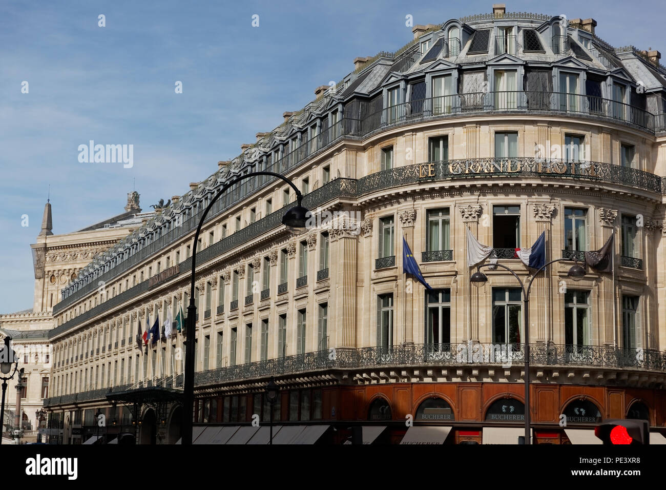 Various buildings in Paris showing traditional architecture Stock Photo ...