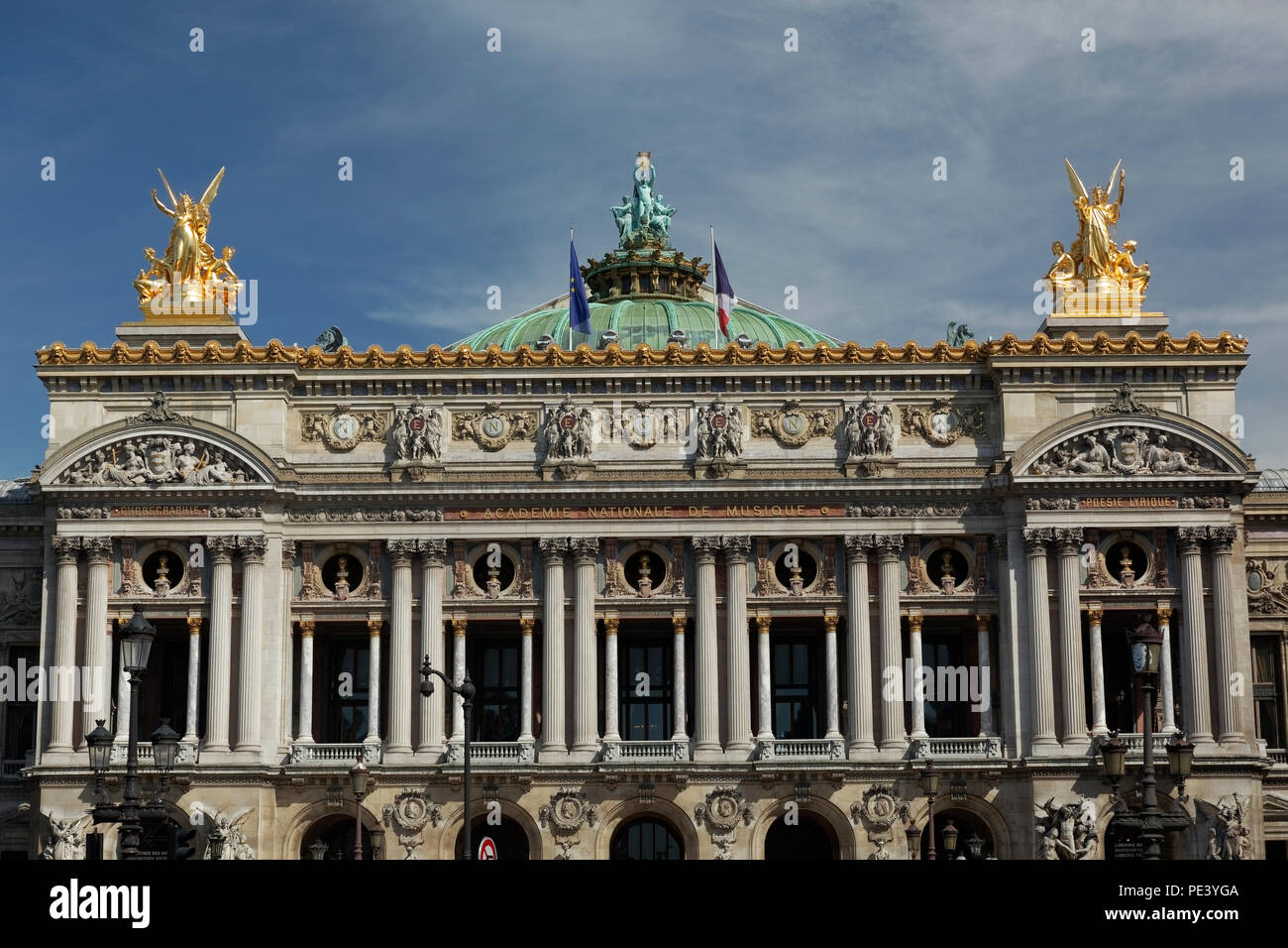 Majestic building of grand opera in paris hi-res stock photography and ...
