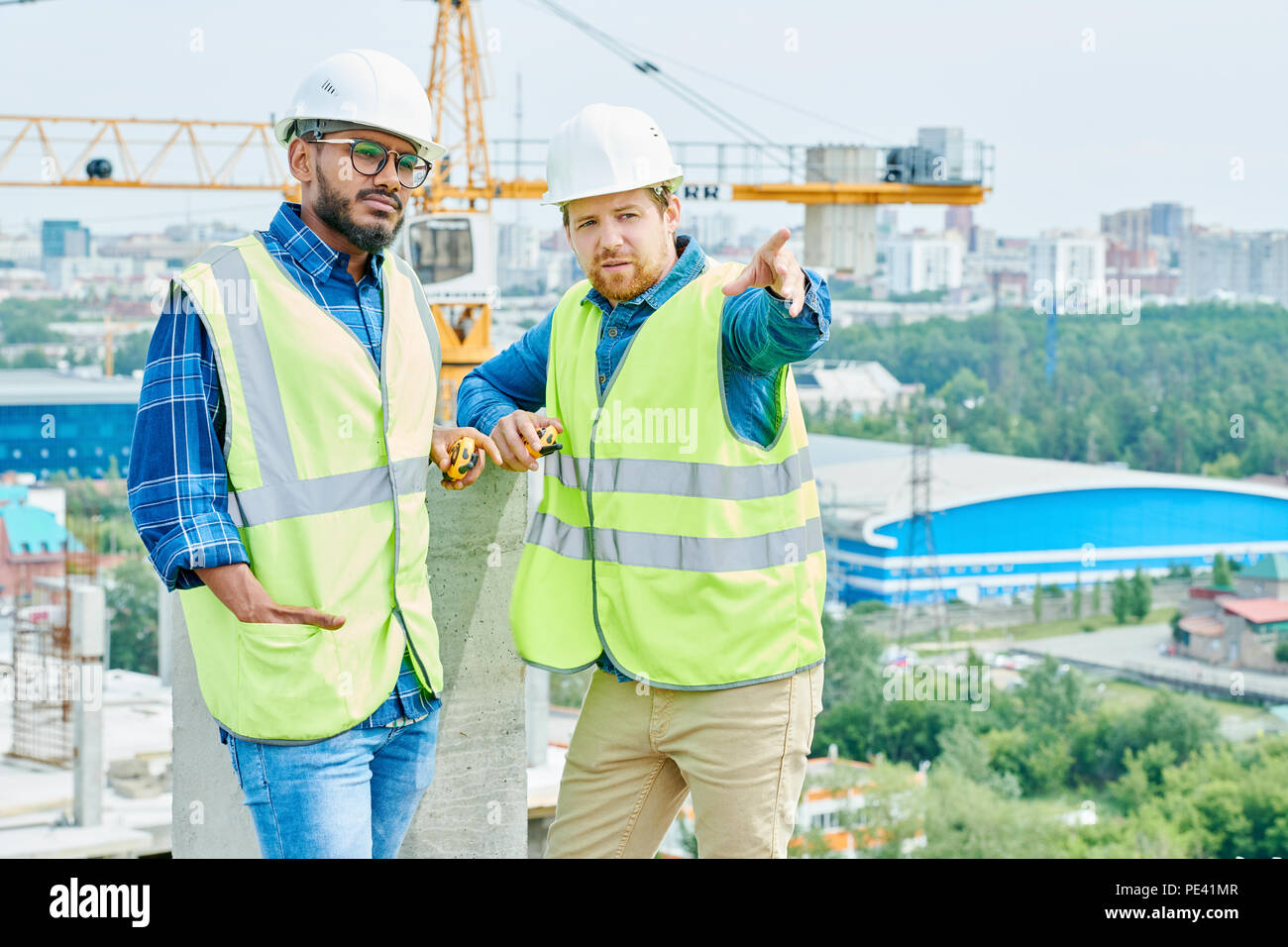 Construction engineers hi-res stock photography and images - Alamy