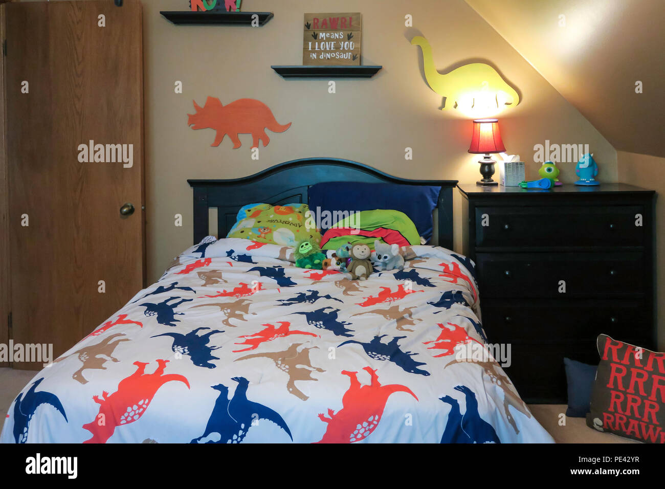 Dinosaur room hi-res stock photography and images - Alamy