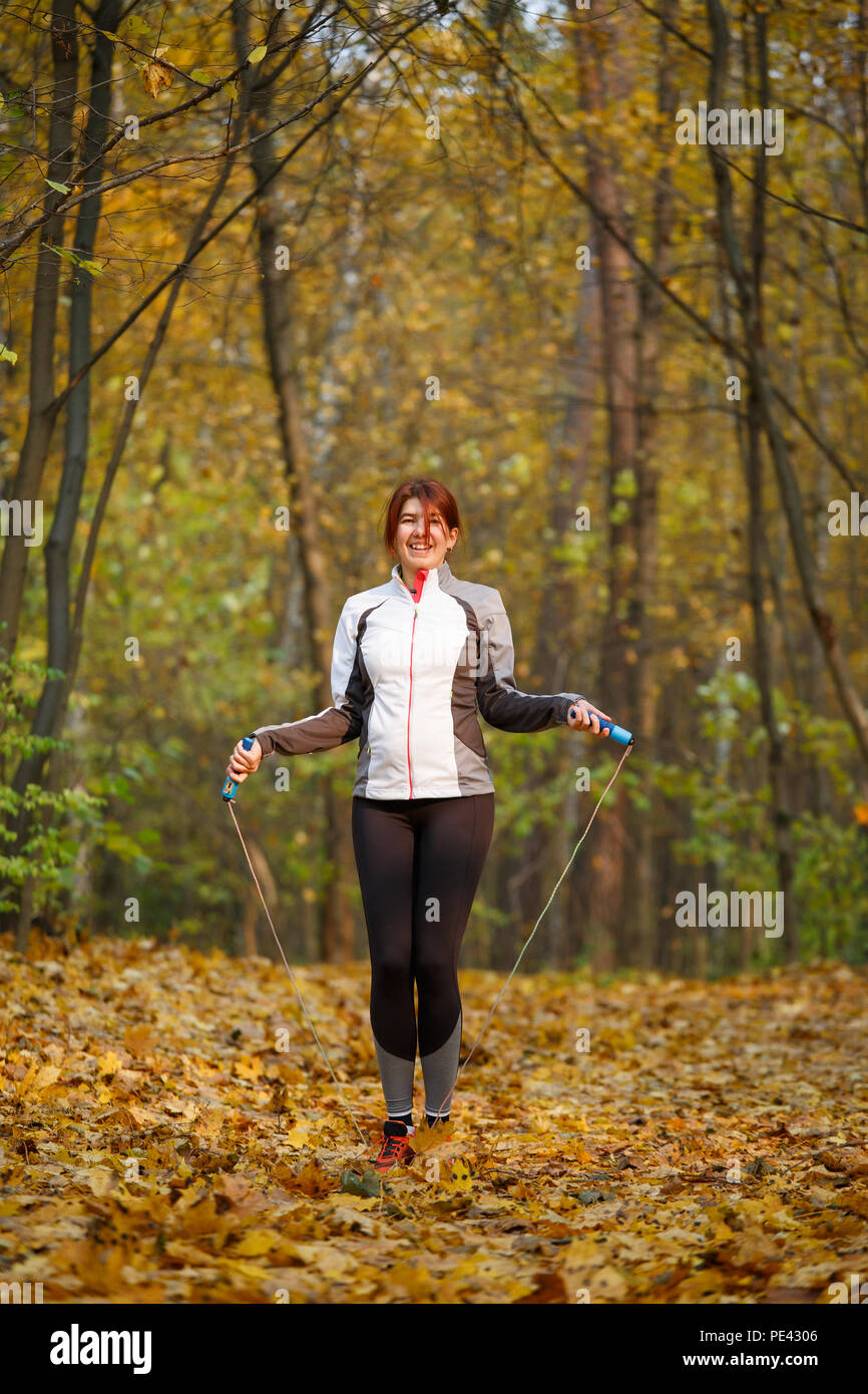 Girl jumping rope hi-res stock photography and images - Alamy