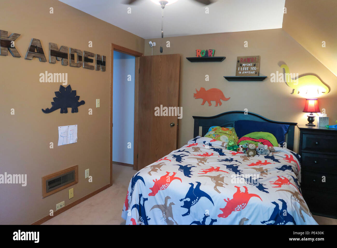 Dinosaur room hi-res stock photography and images - Alamy