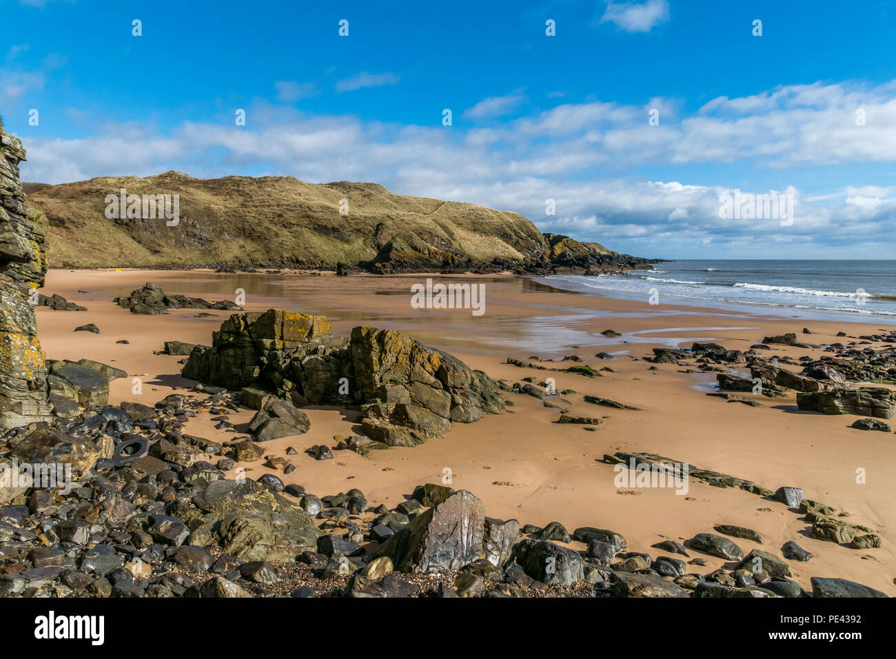 Hackley Bay beach and bay in Forvie Nature Reserve Stock Photo - Alamy