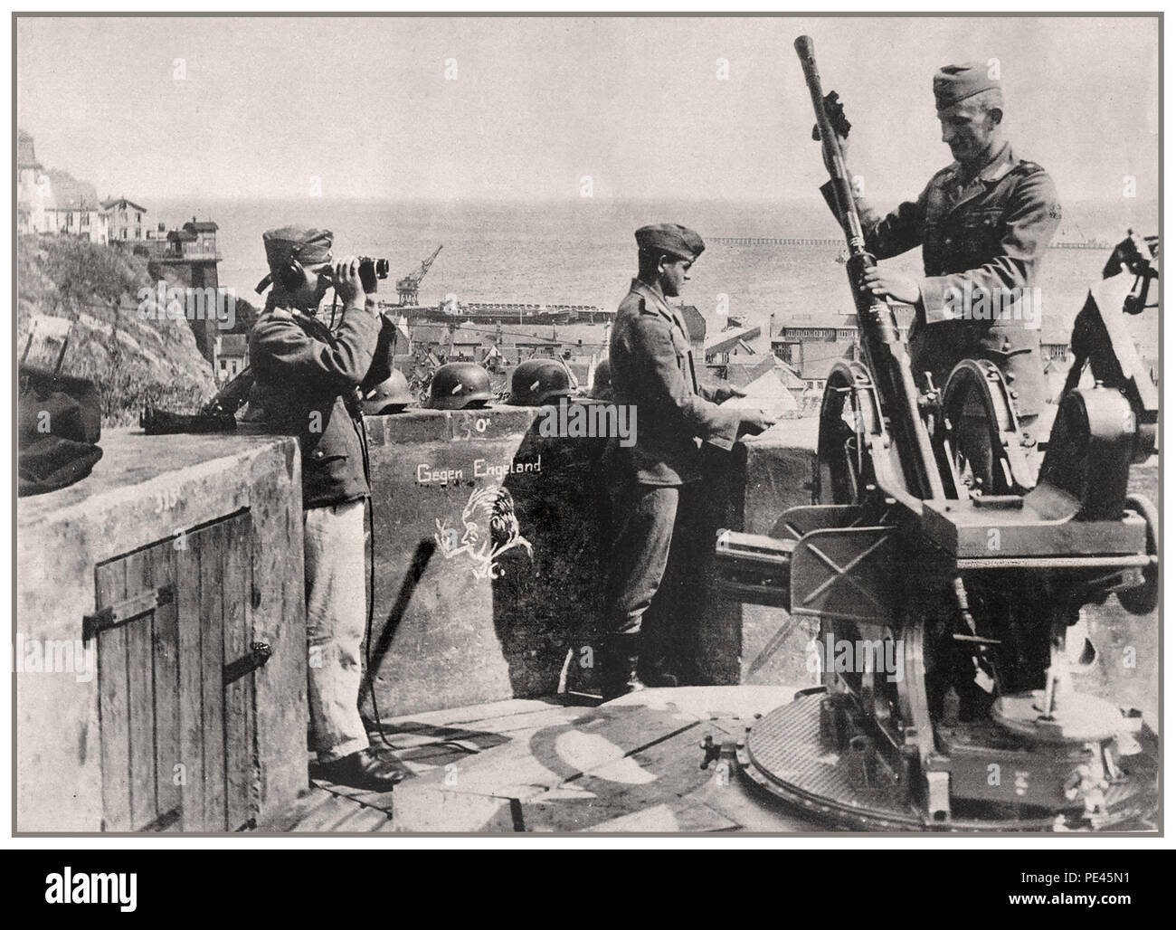 French magazine hi-res stock photography and images - Alamy