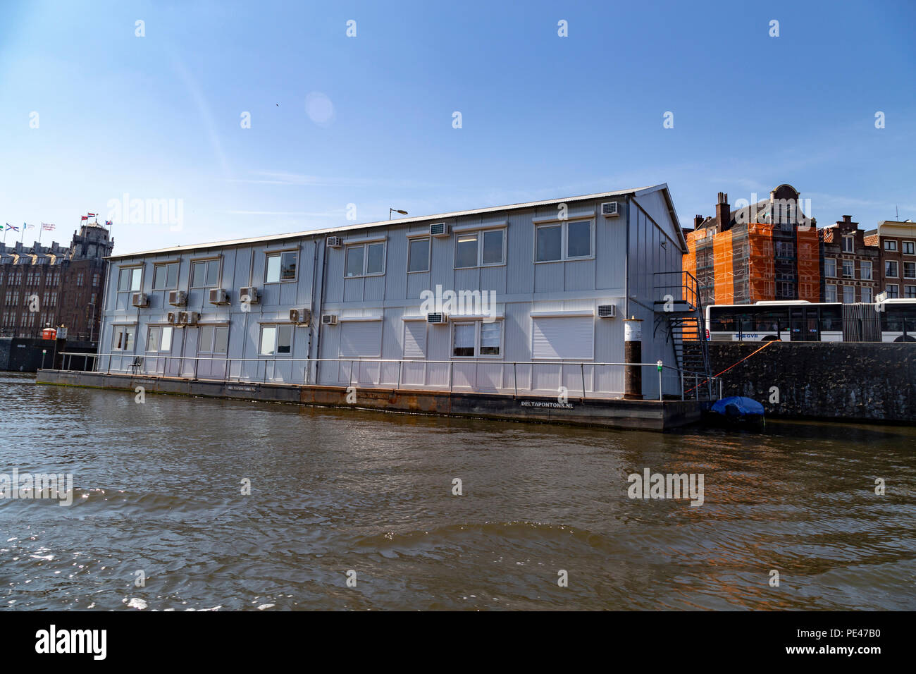 Floating houses in Amsterdam, Netherlands Stock Photo - Alamy