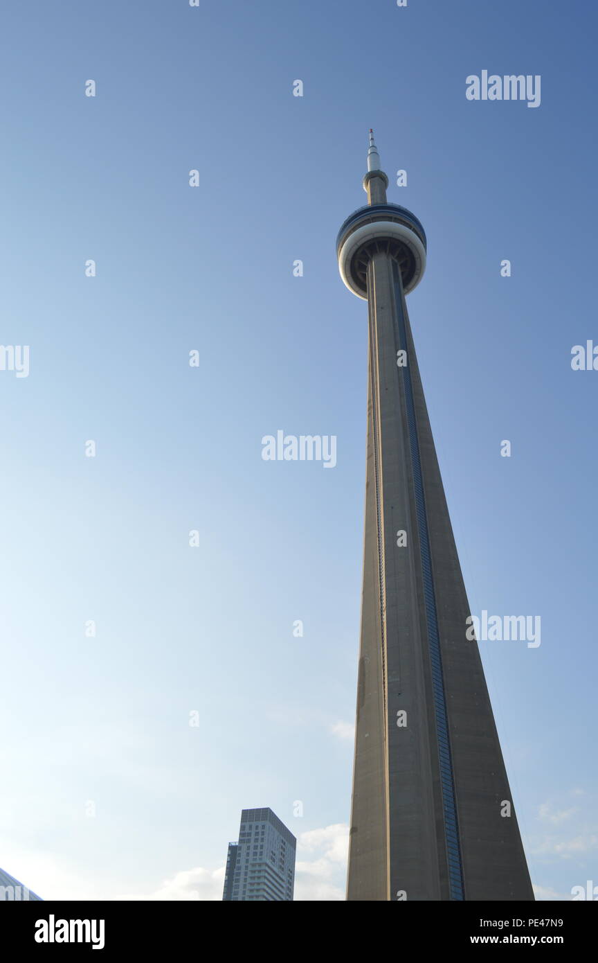 Cn tower in toronto hi-res stock photography and images - Alamy