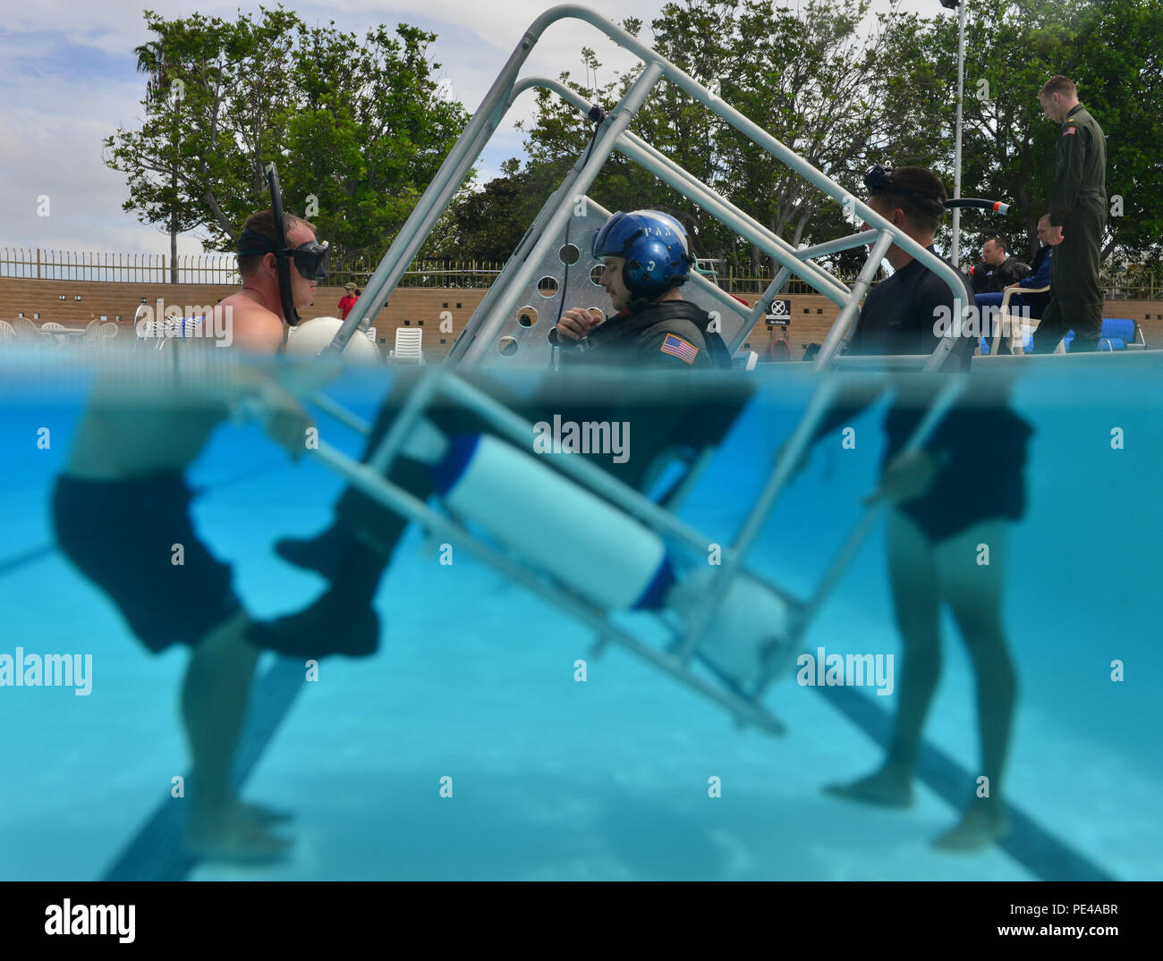 Survival training helicopter pilots hi-res stock photography and images ...