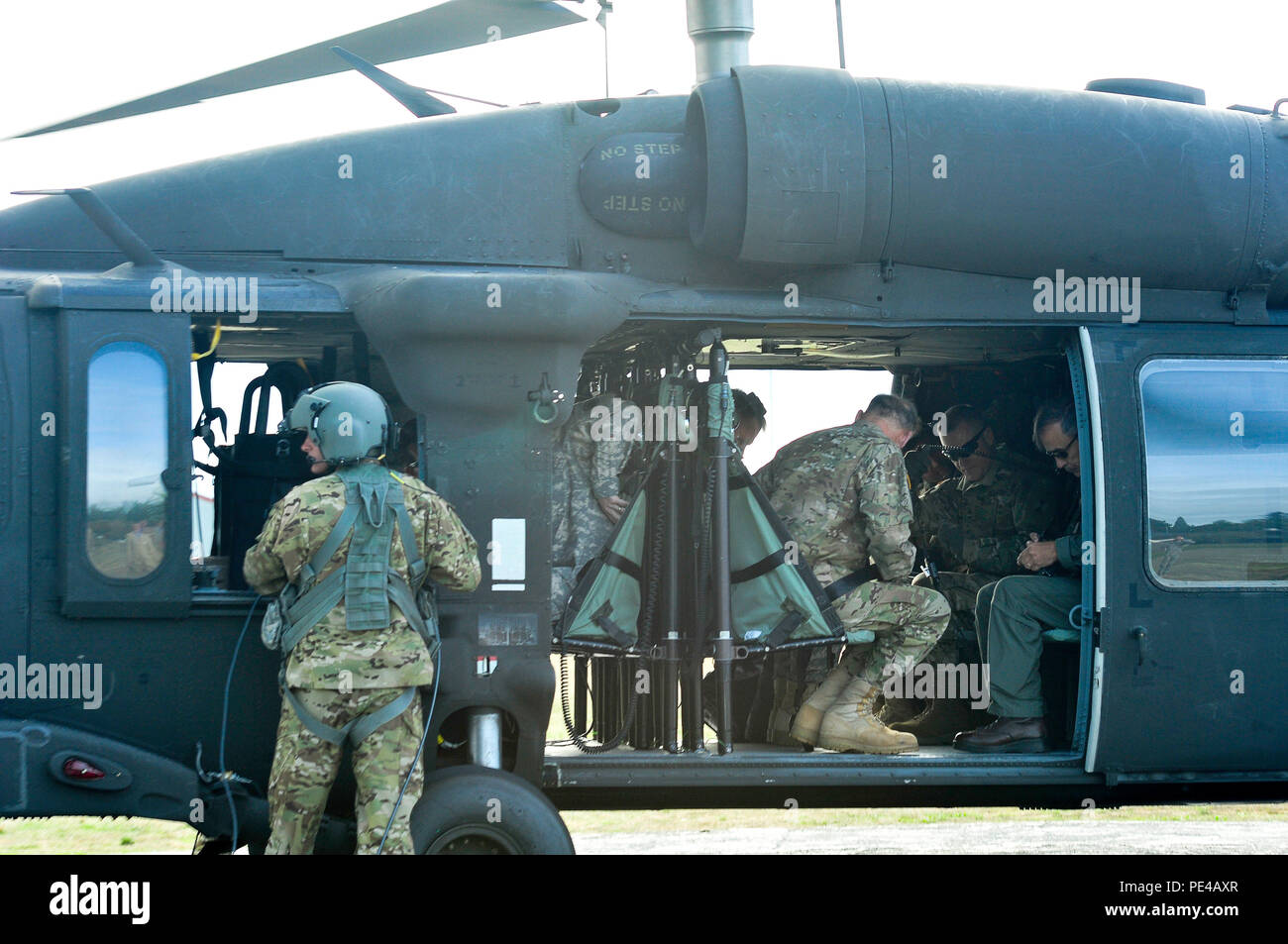 Adm. Harry Harris Jr., United States Pacific Command commander, and Lt ...