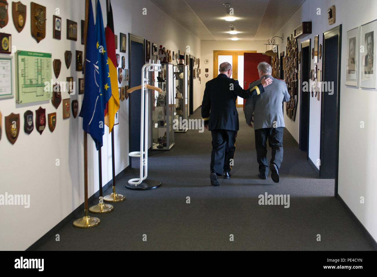 Gen. Martin E. Dempsey, chairman of the Joint Chiefs of Staff, and Gen ...