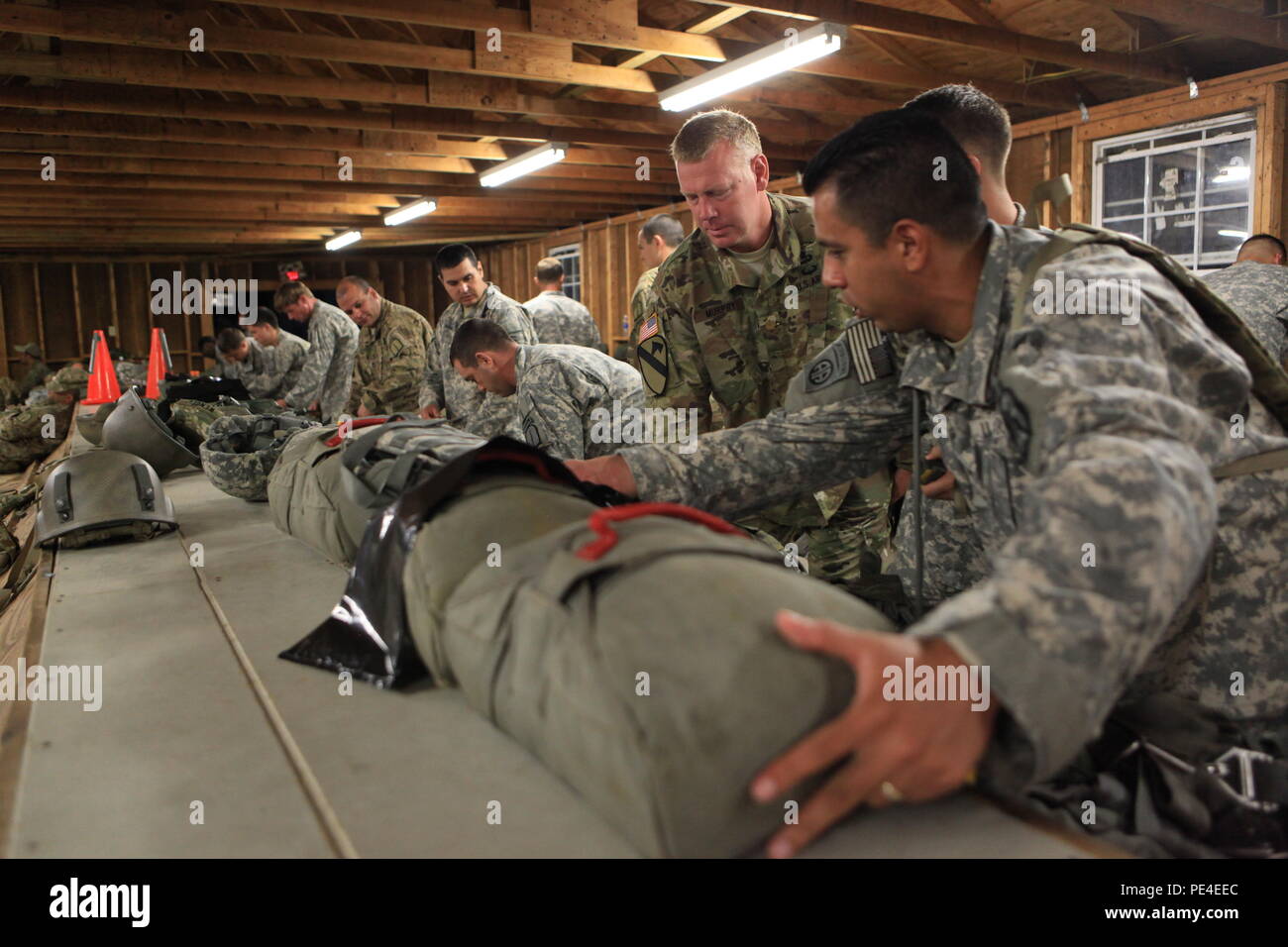 U.S. Army paratroopers with 112th Signal Battalion, 528th Special ...