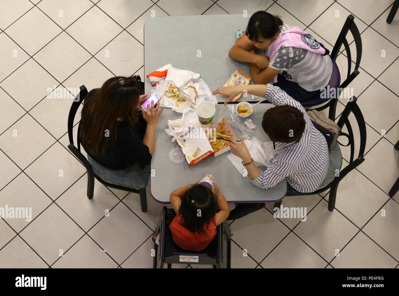 Community barbecue children hi-res stock photography and images - Alamy