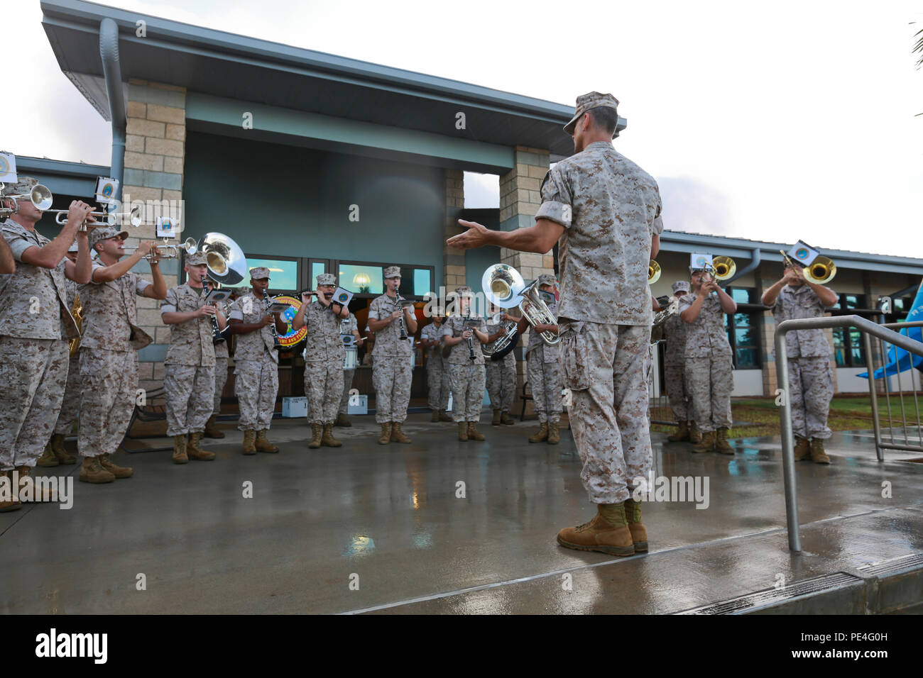 General louis h wilson jr semper fit center hi-res stock photography ...