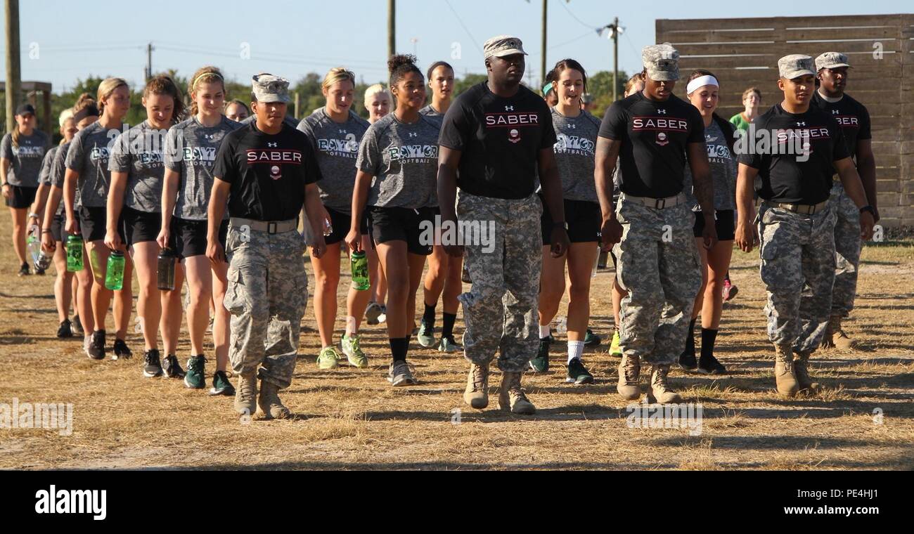 'Saber' Soldiers march members of the Baylor University softball team ...