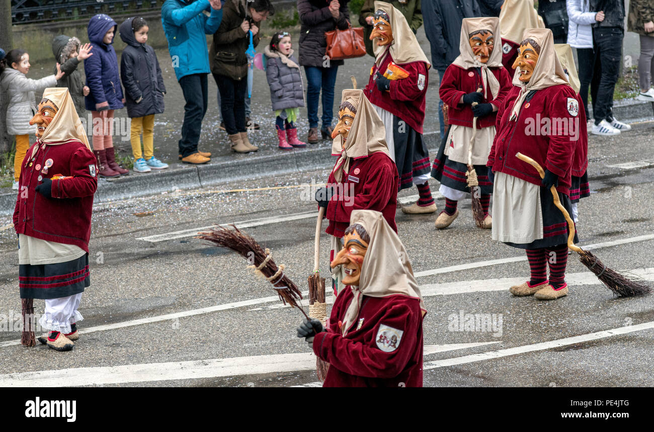European Clipart Christmas Broom