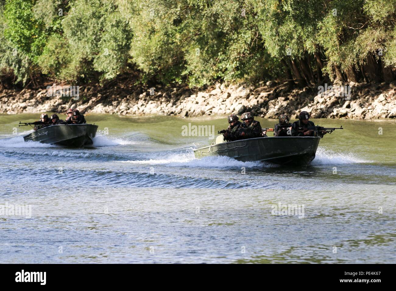 Wet gap crossing exercise hi-res stock photography and images - Alamy
