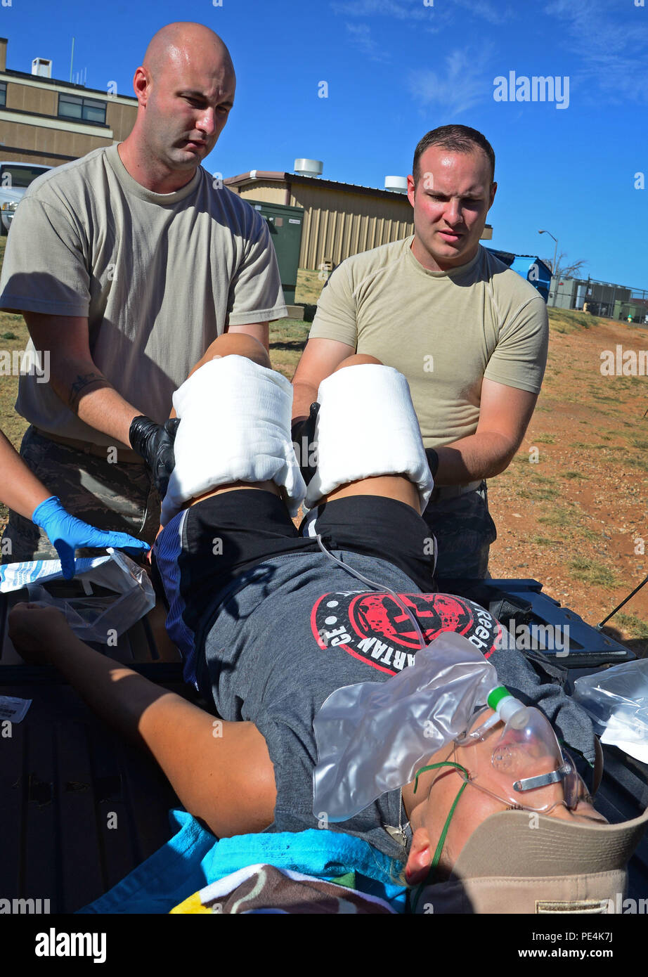 Legs cannon hi-res stock photography and images - Alamy