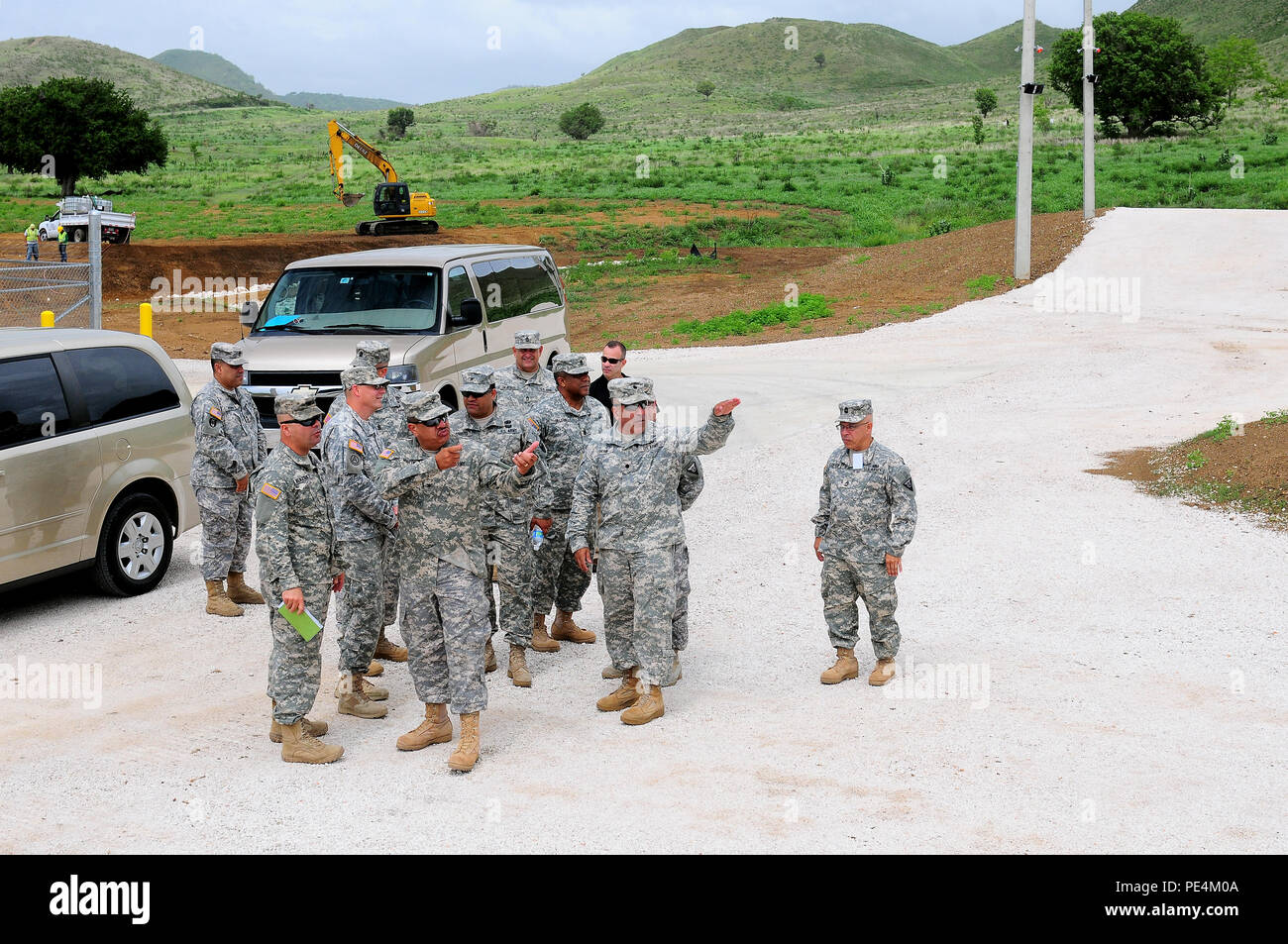 Leaders from the U.S. Army Reserve and the Puerto Rico National Guard ...