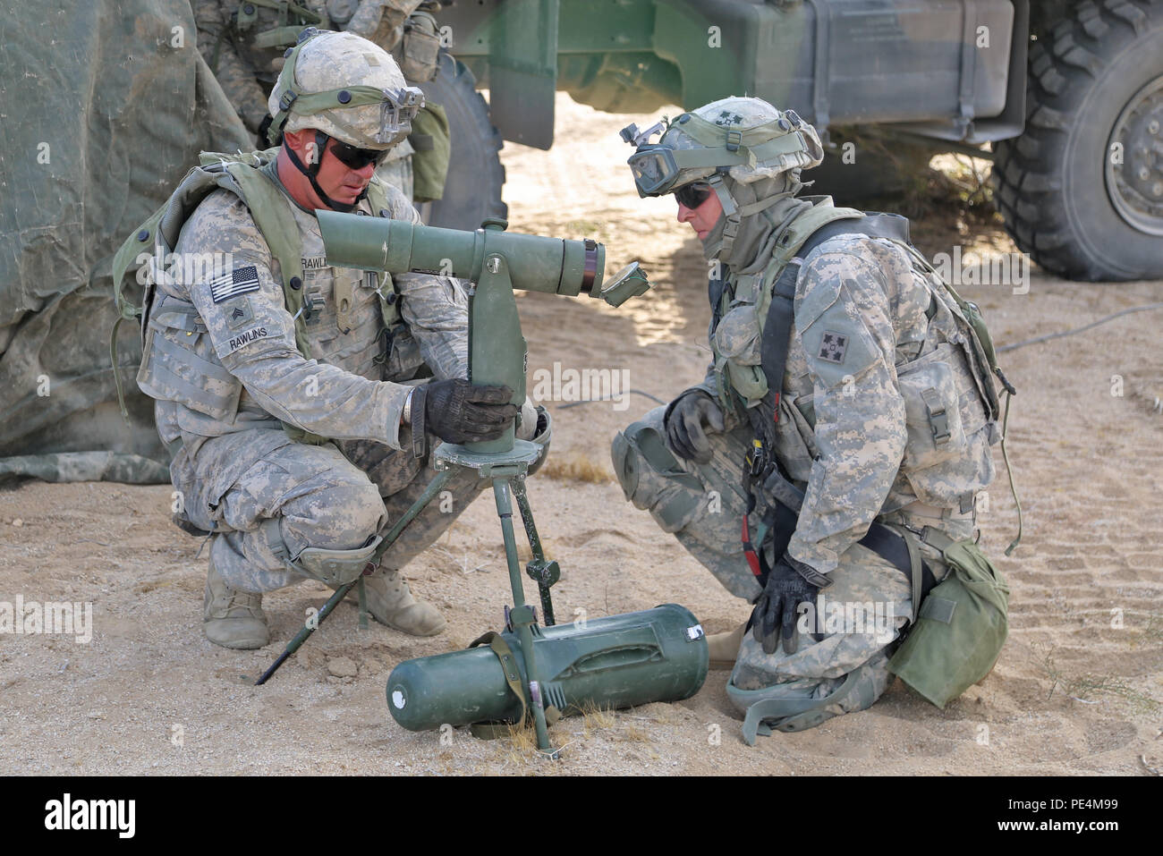 U.S. Soldiers assigned to Battery A, 2nd Battalion, 12th Field ...