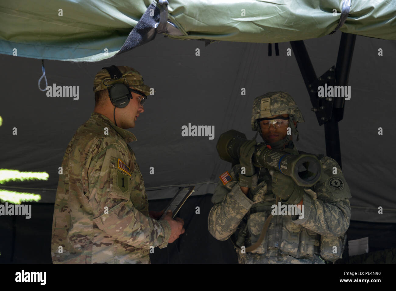 2015 2cr hi-res stock photography and images - Alamy