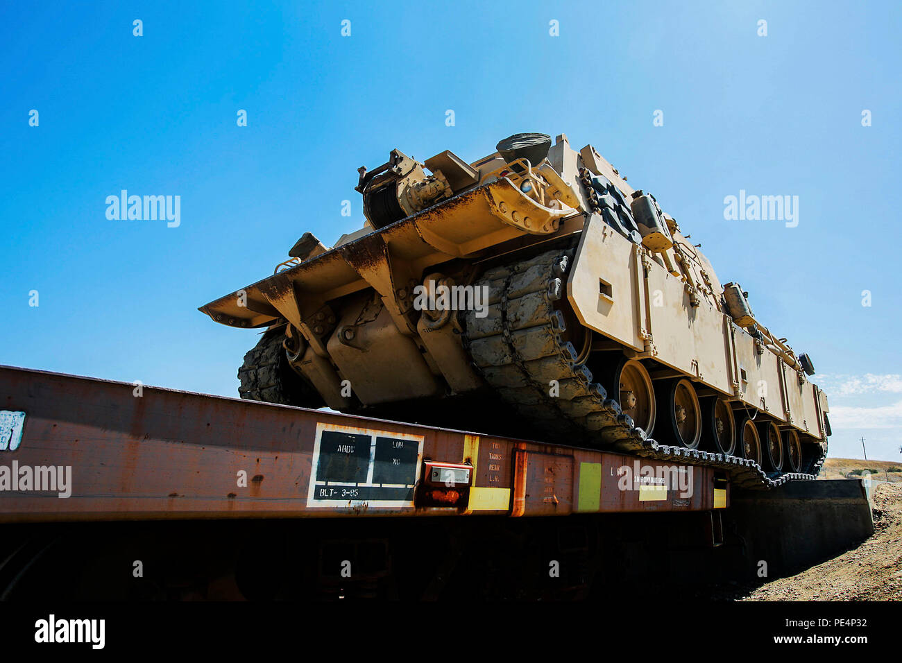 Marines with 1st Combat Engineer Battalion, 1st Marine Division, I ...
