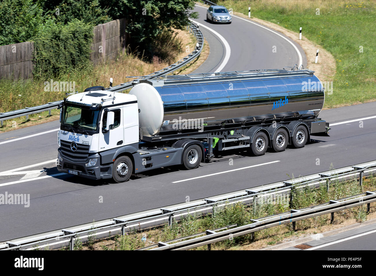 Milk lorry hi-res stock photography and images - Alamy
