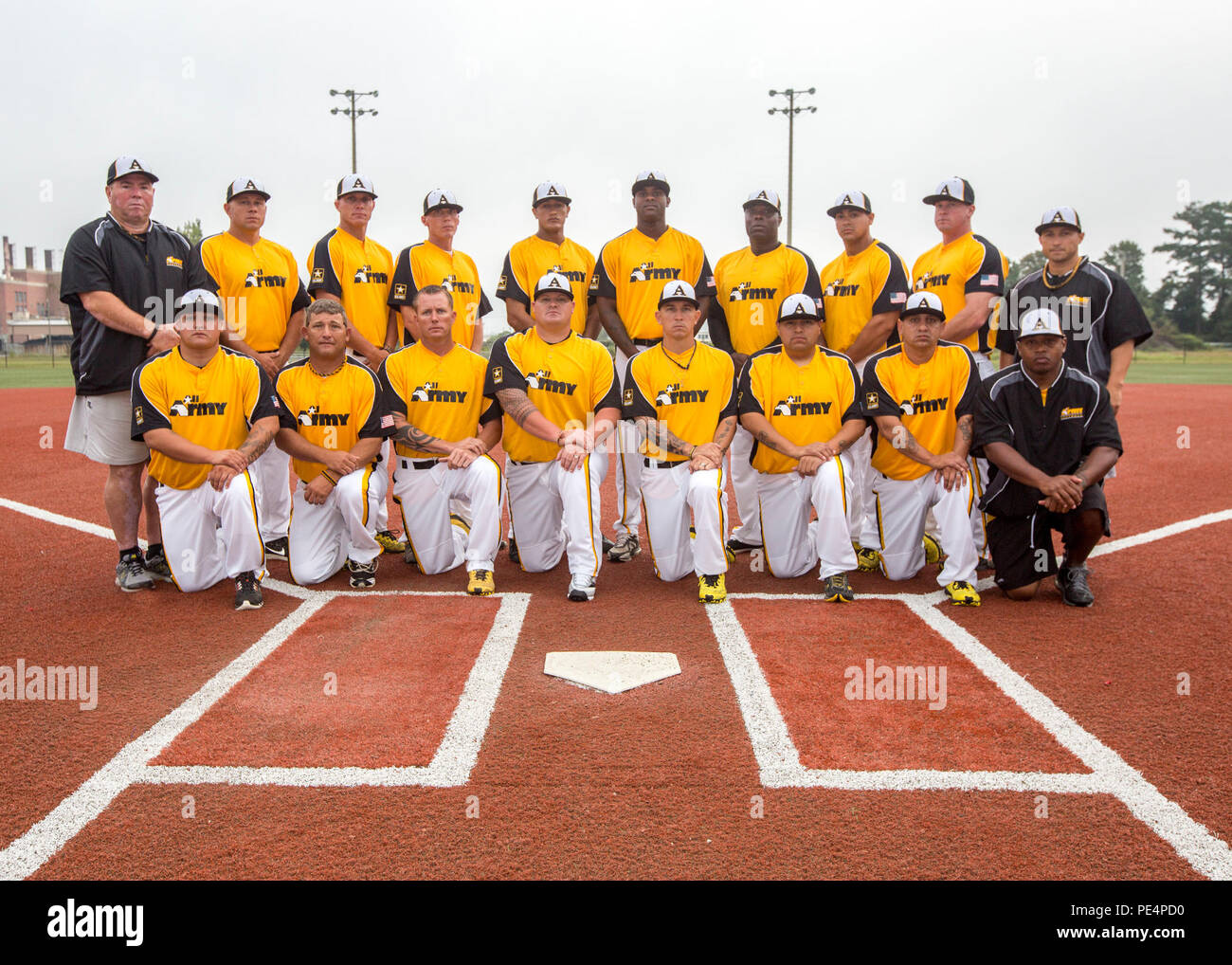 The U.S. Army men’s softball team poses for a group photo at Harry ...