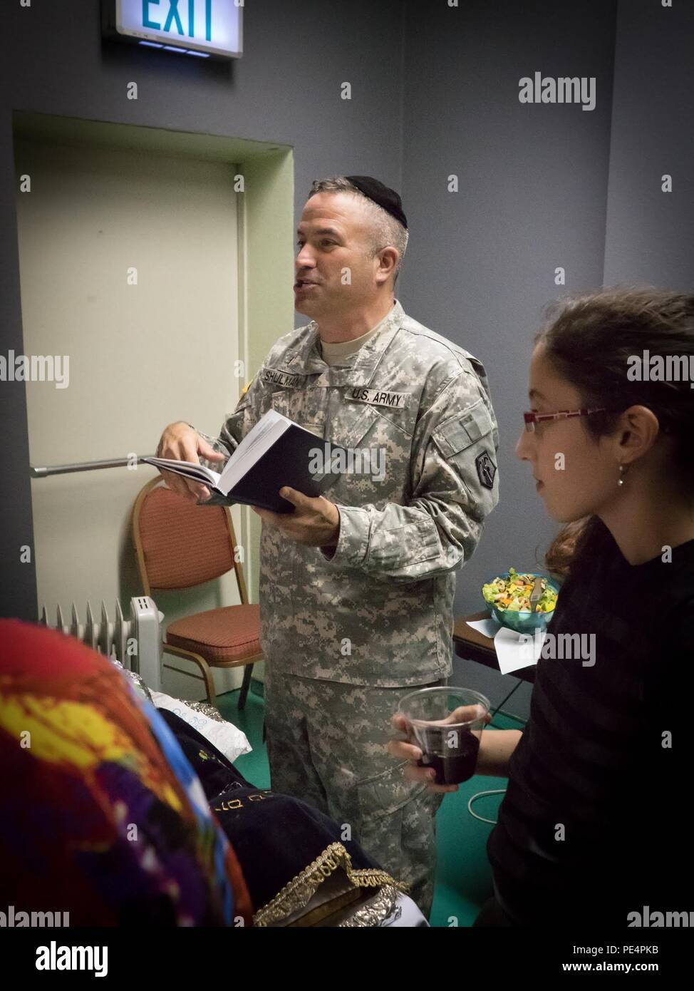 Chaplain Maj. Andrew Shulman speaks after a Rosh Hashanah service Sept ...
