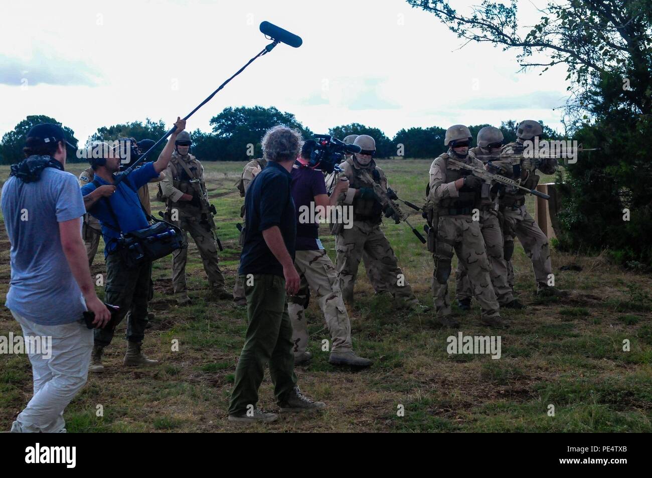 Capturing images hi-res stock photography and images - Alamy