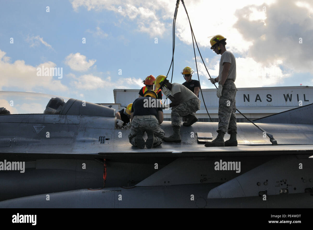 U.S. Air Force airmen from the New Jersey Air National Guard 177th ...