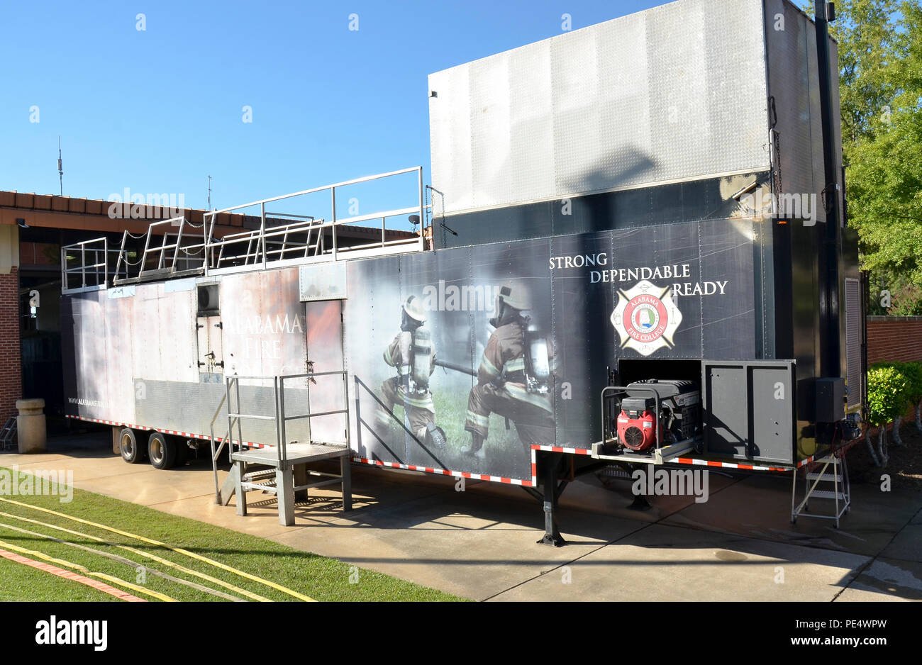 Firefighters from the Civil Engineering Squadron practice fighting ...