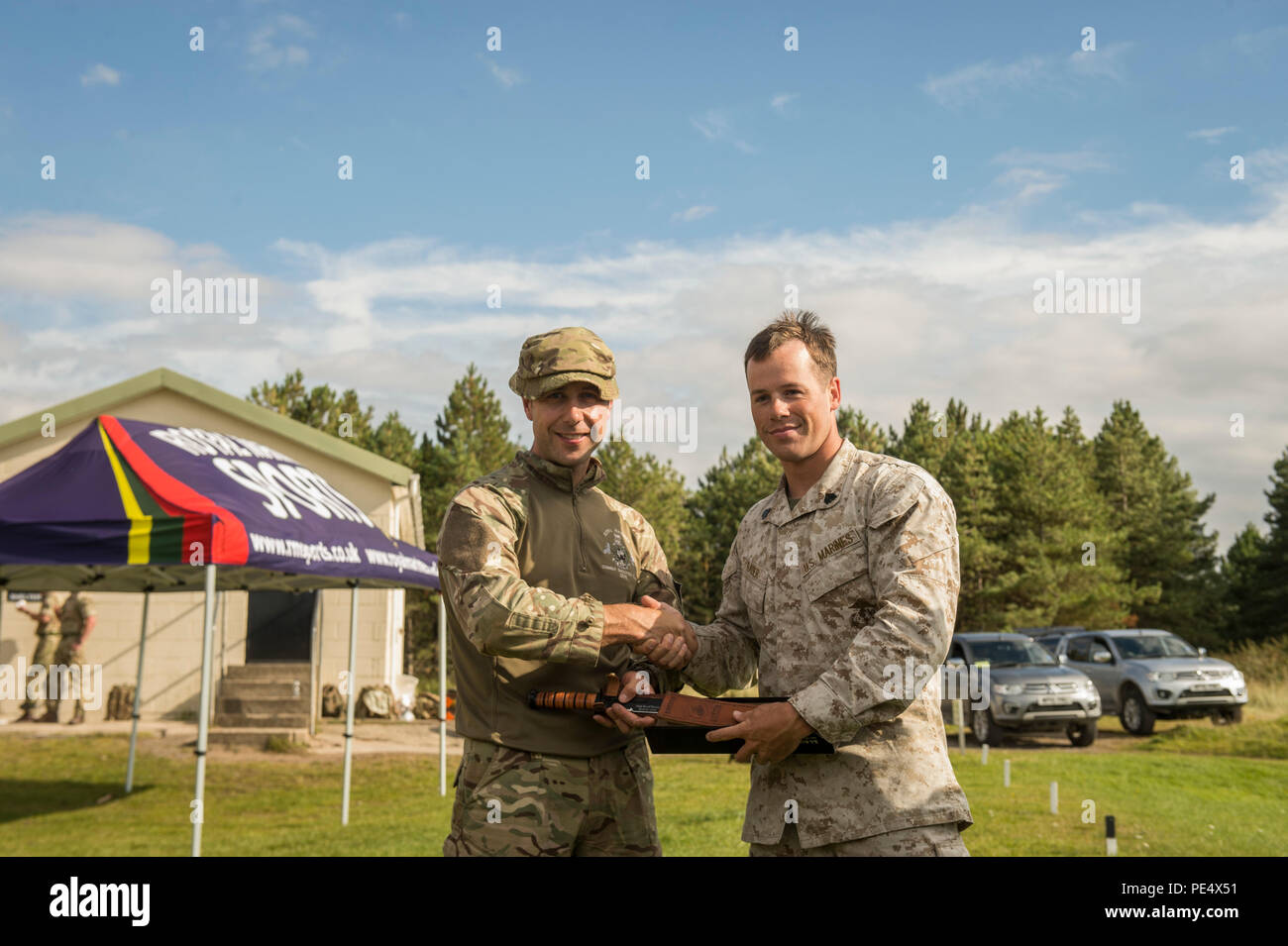 Royal marines commando dagger hi-res stock photography and images - Alamy
