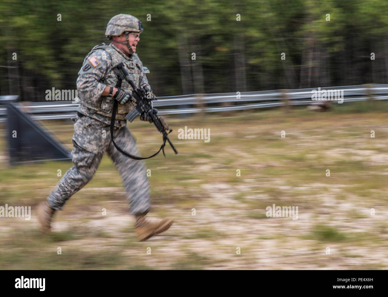 192nd explosive ordnance disposal battalion hi-res stock photography ...