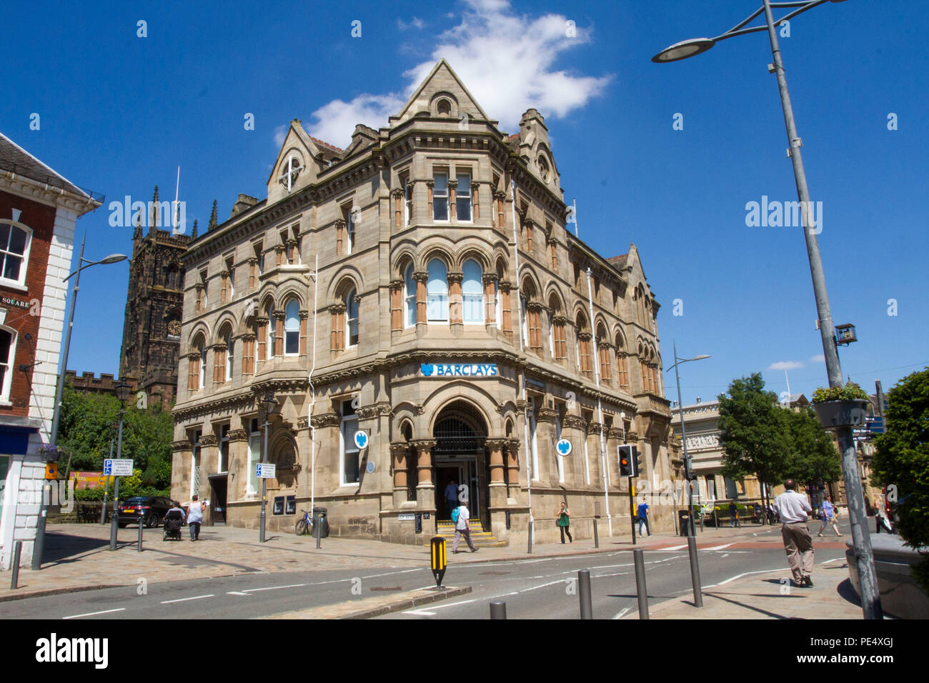 Queen street wolverhampton hi-res stock photography and images - Alamy