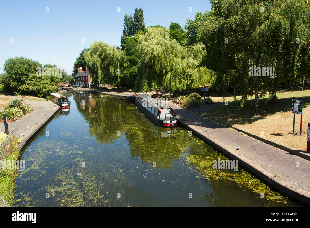 Wolverhampton city canal hi-res stock photography and images - Alamy