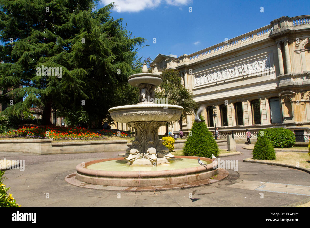 Wolverhampton city centre hi-res stock photography and images - Alamy