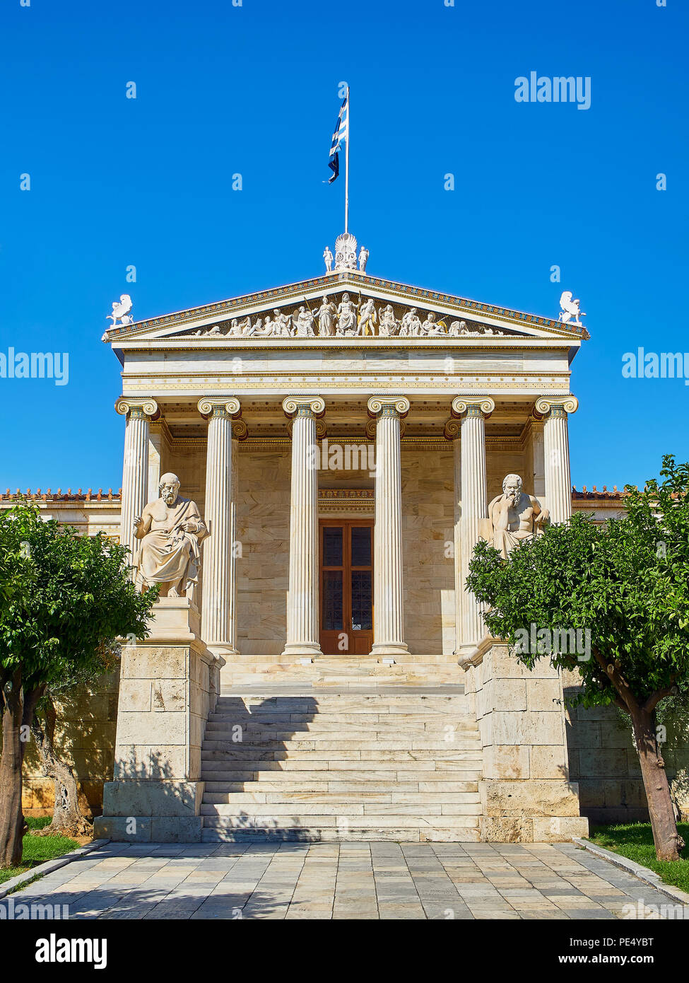 Classic statues plato socrates hi-res stock photography and images - Alamy