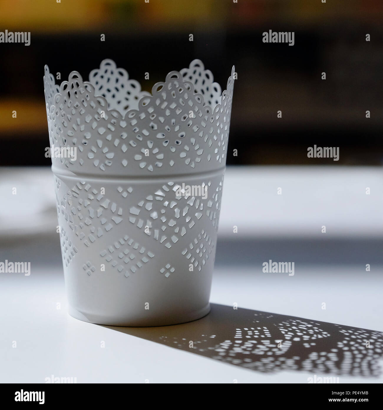 Table setting. Forks, knives and spoons in vintage style zinc Cutlery ...