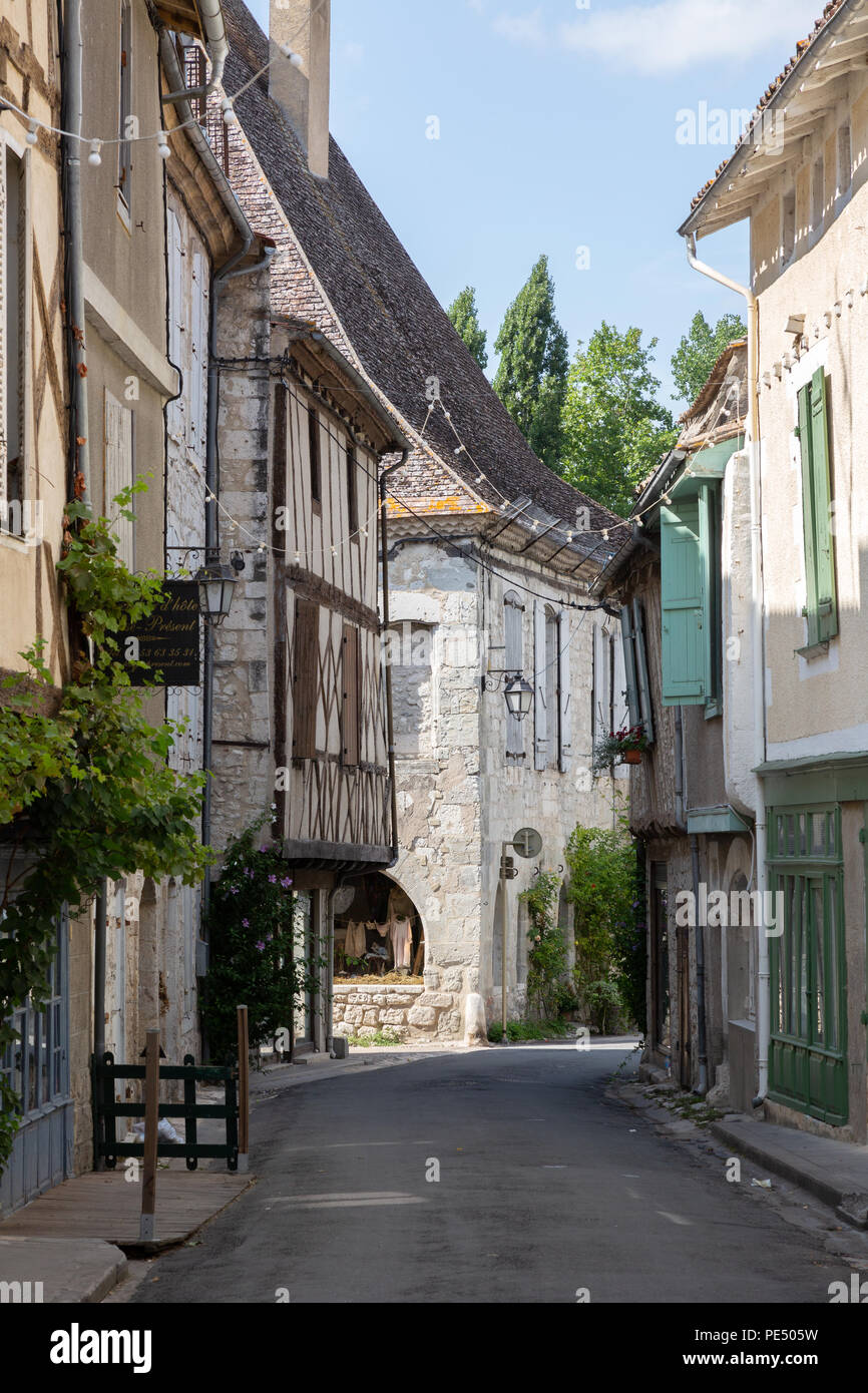 Street scene in the centre of Issigeac , a medieval bastide town in the ...