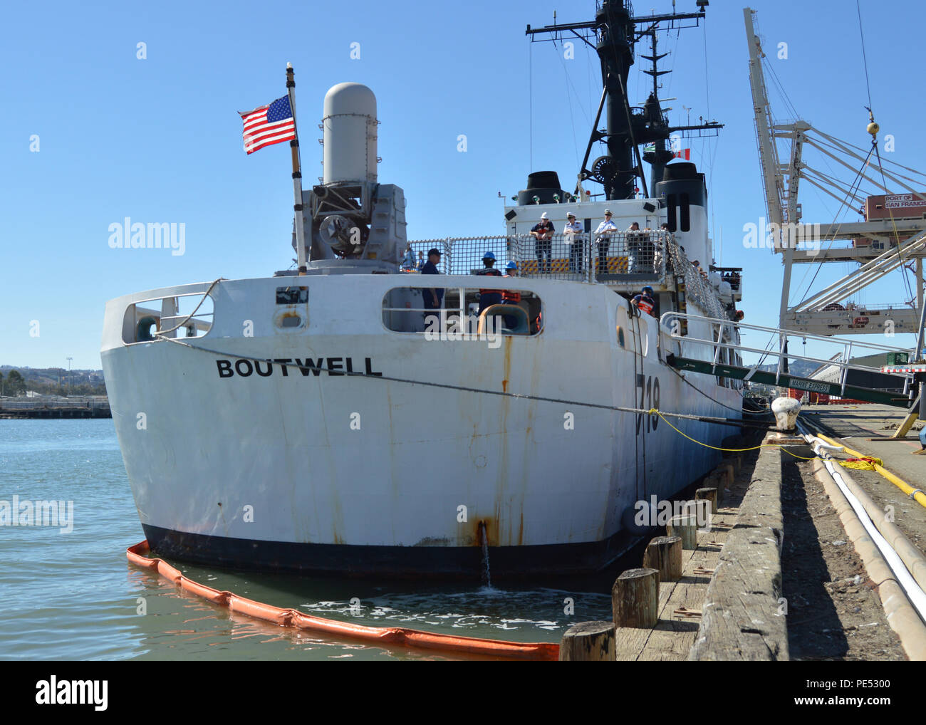The Coast Guard Cutter Boutwell, a 378-foot high endurance cutter ...