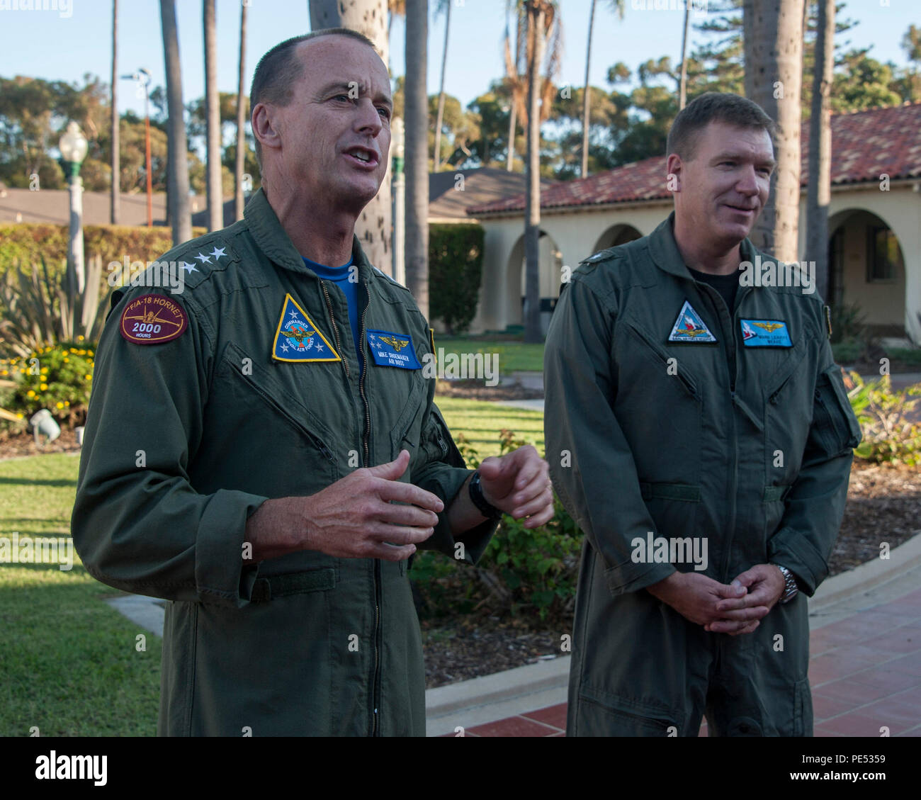 Rear adm mike shoemaker commander hi-res stock photography and images ...