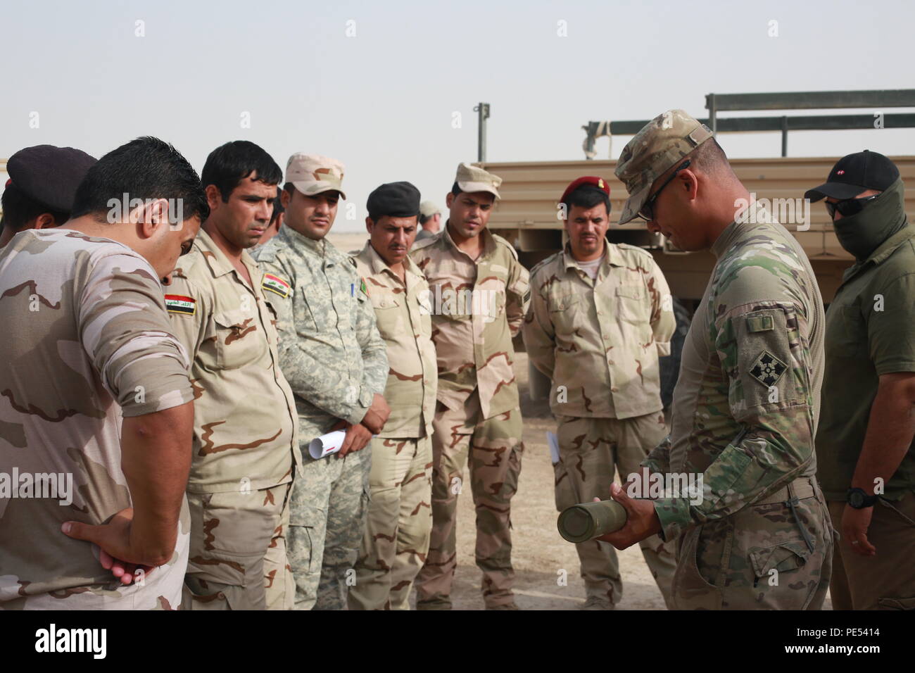 Iraq minefield hi-res stock photography and images - Alamy