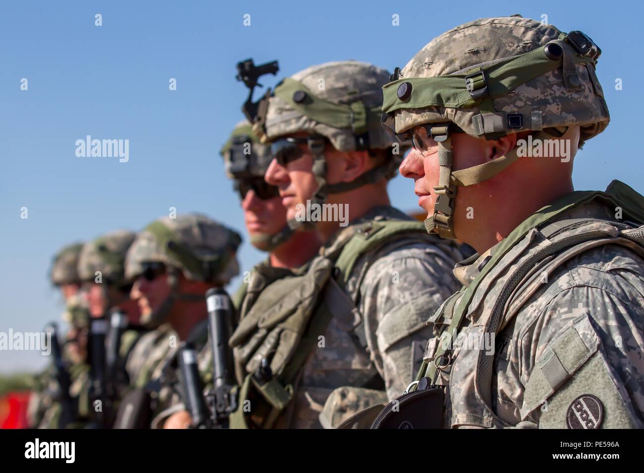 Soldiers with 142nd Combat Sustainment Support Battalion, 1st Armored ...