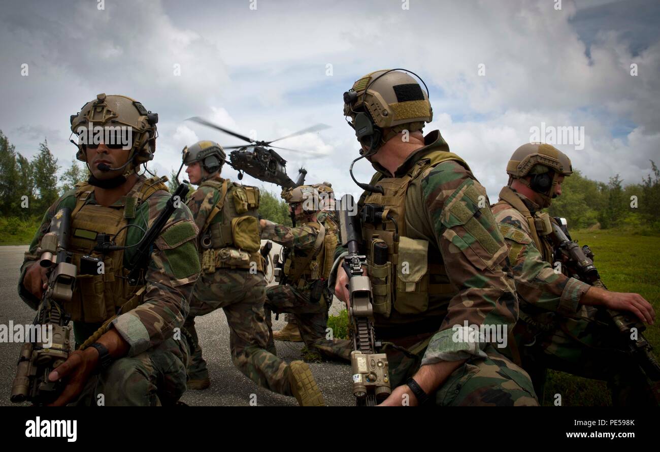 U.S. Marines with the 1st Raider Battalion Multiple Service Operation ...